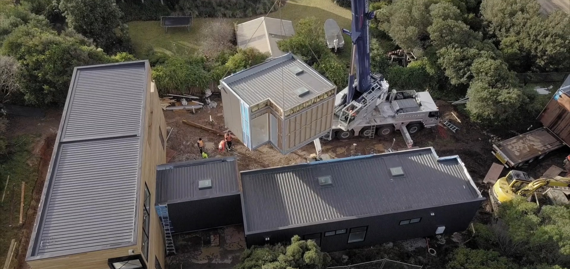 Anglesea House II Installation - See the Power of Modular Construction